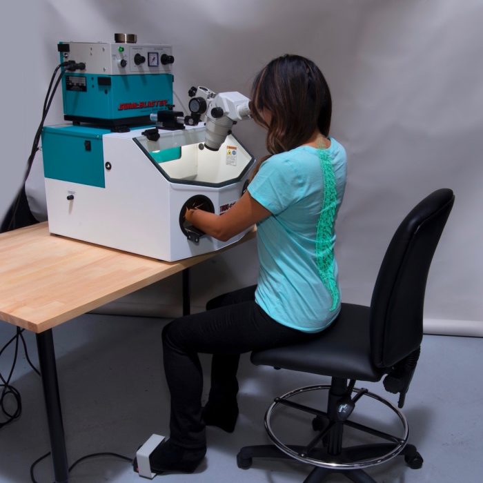 Bench Top Work Chambers with Built-In Dust Collection - Crystal Mark ...